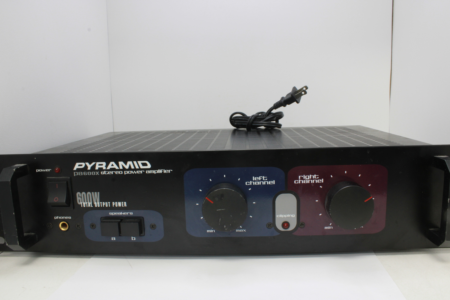 pyramid pa600x stereo amplifier | Sterling & Knight Jewelry & Pawn