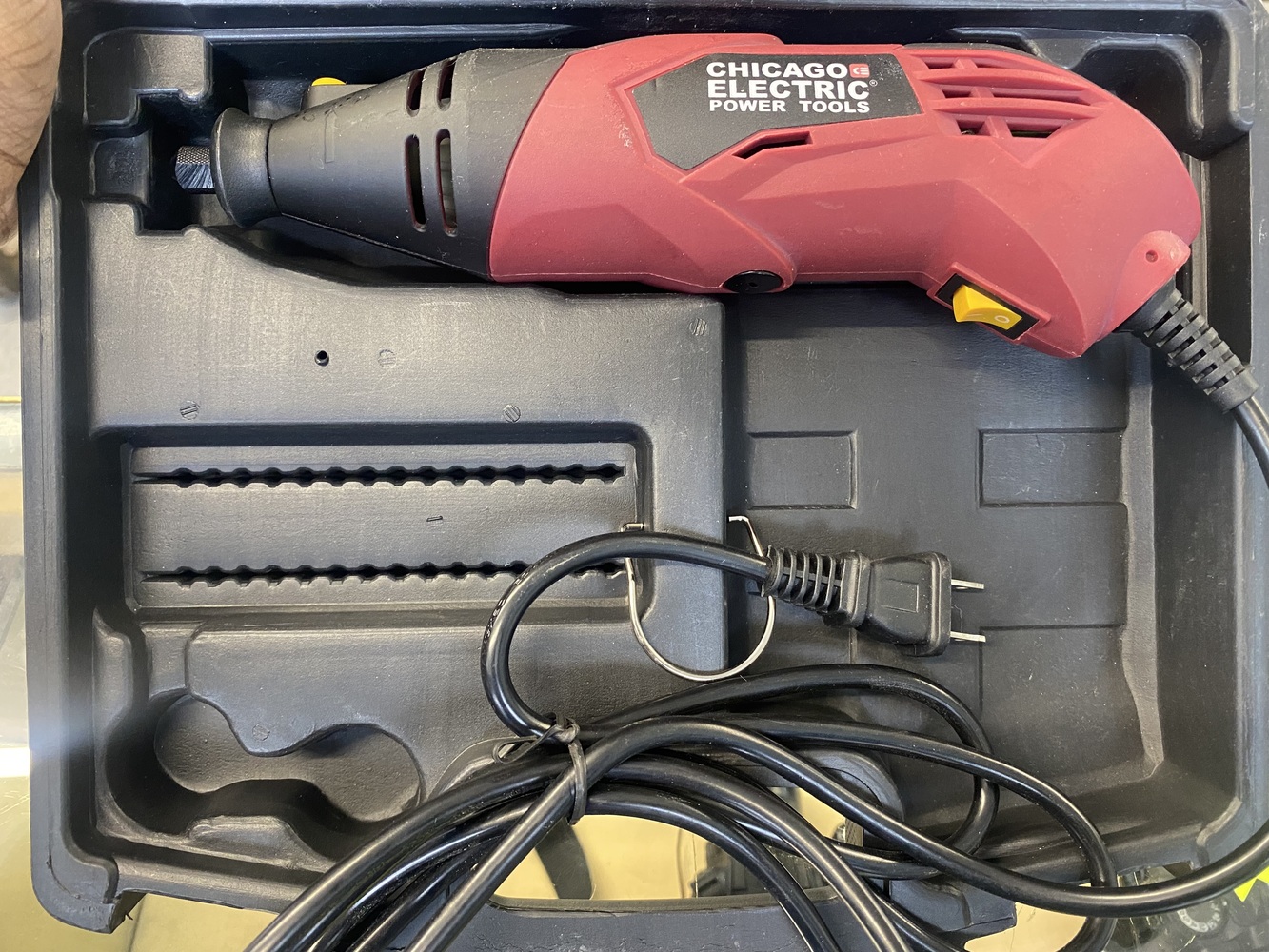 CHICAGO ELECTRIC POWER TOOLS 1.3 Amp Variable Speed Rotary Tool Kit ...