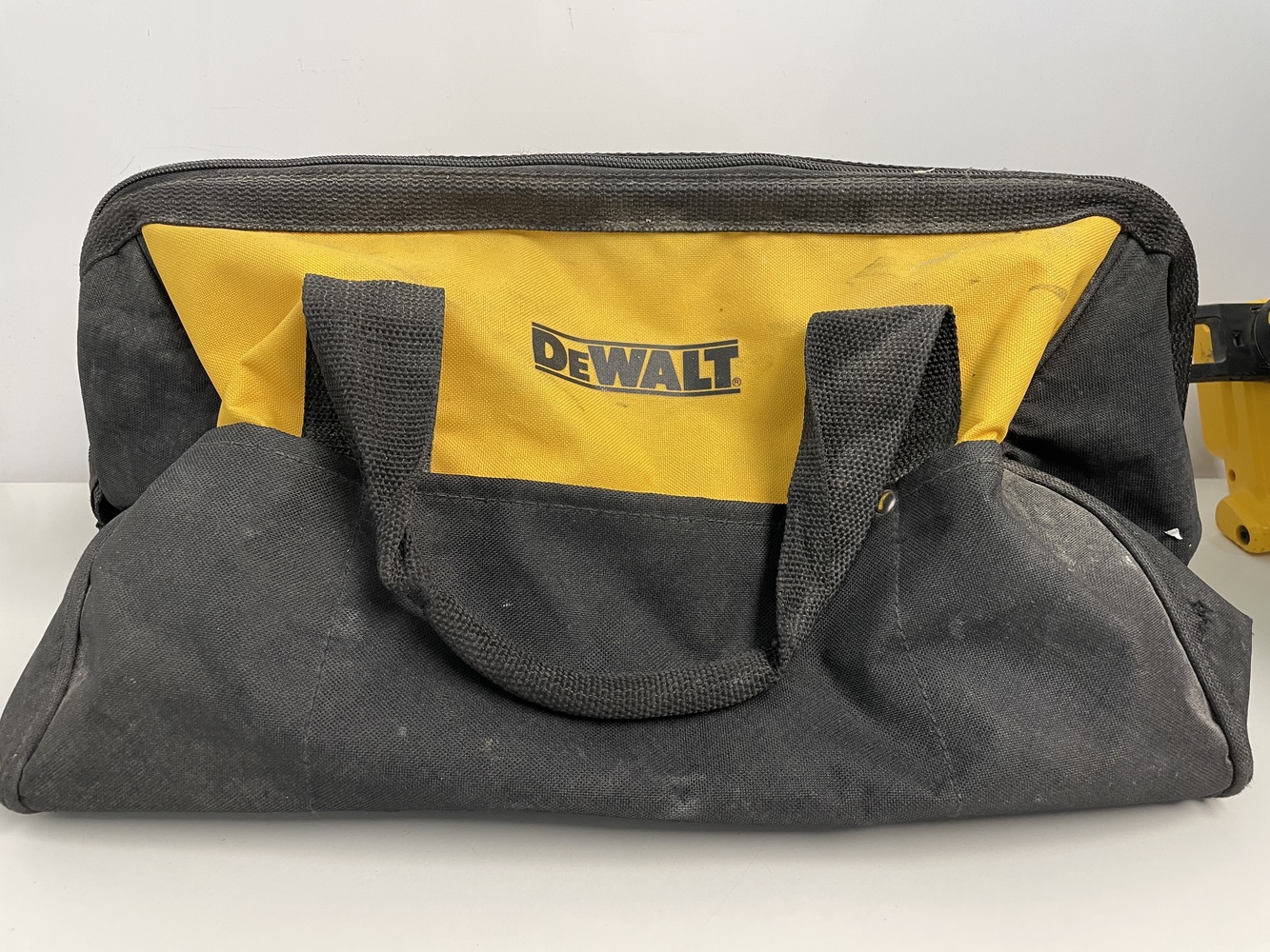 Dewalt DCN692 20V Cordless Paper Tape Framing Nailer | Sterling ...