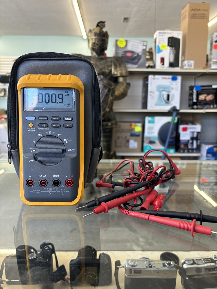 Fluke 87 III True RMS Digital Multimeter Pre-owned - W/ 2 Sets of ...