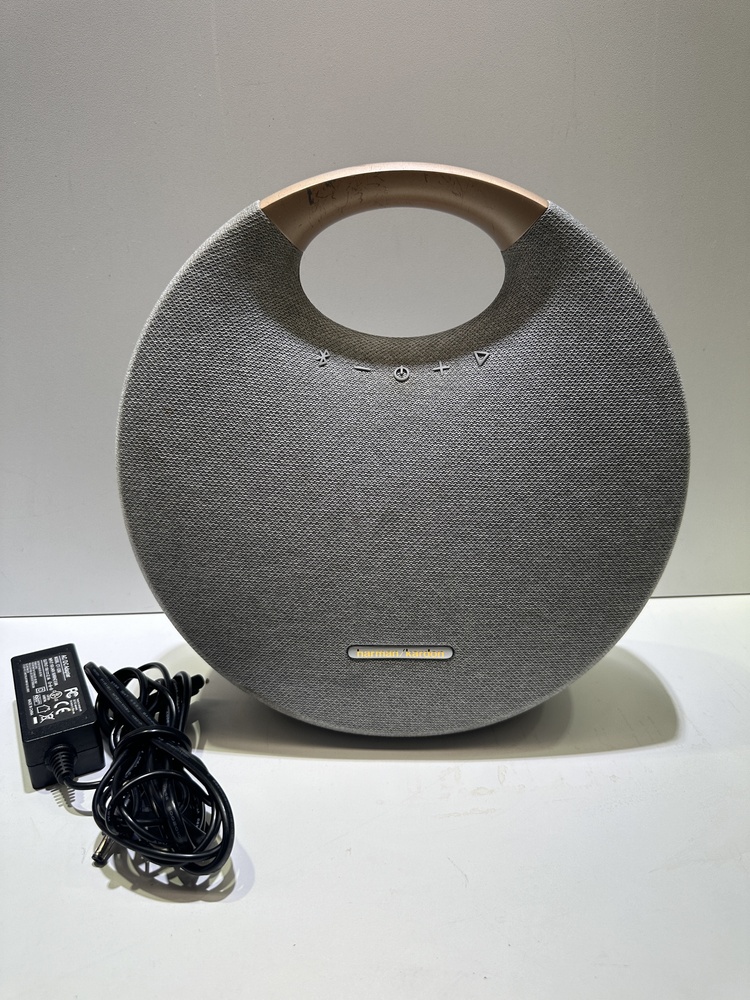 Harman Kardon Onyx Studio 6 | Sterling & Knight Jewelry & Pawn