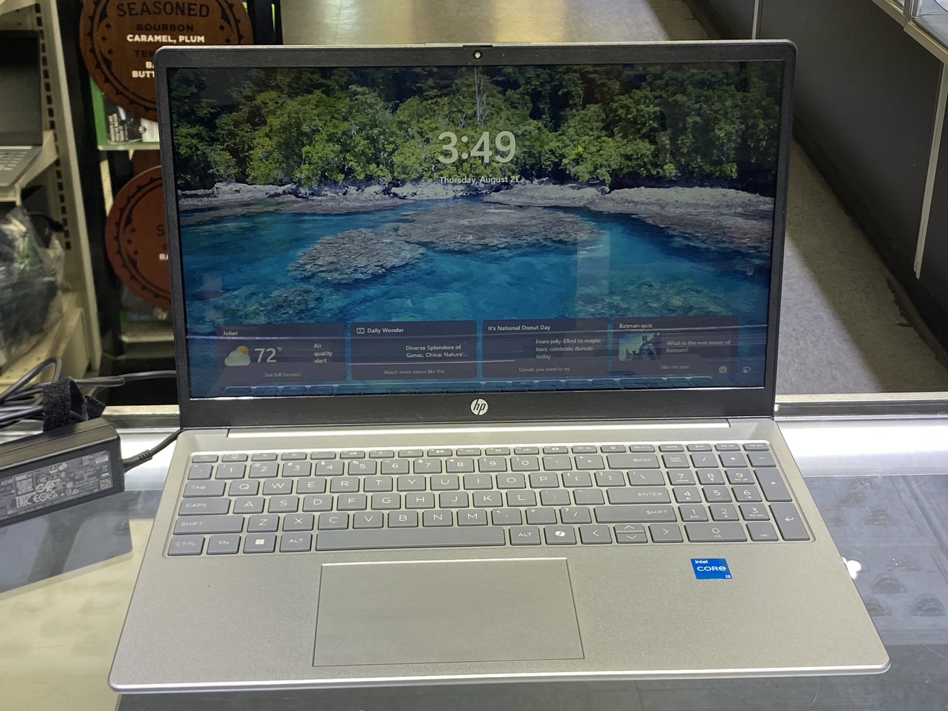 HP - 15.6" Touch-Screen Intel Core i3 - 8GB, 256GB SSD, Win 11 Home (15 ...